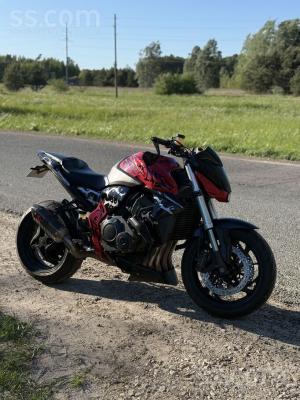Honda CB 1000R 2008 Rīga, ar dzinēja tilpumu 1.00 L un nobraukumu 0 tūkst. km par 3999 €, foto 3 vietnē AUTOMOTO.COM.LV