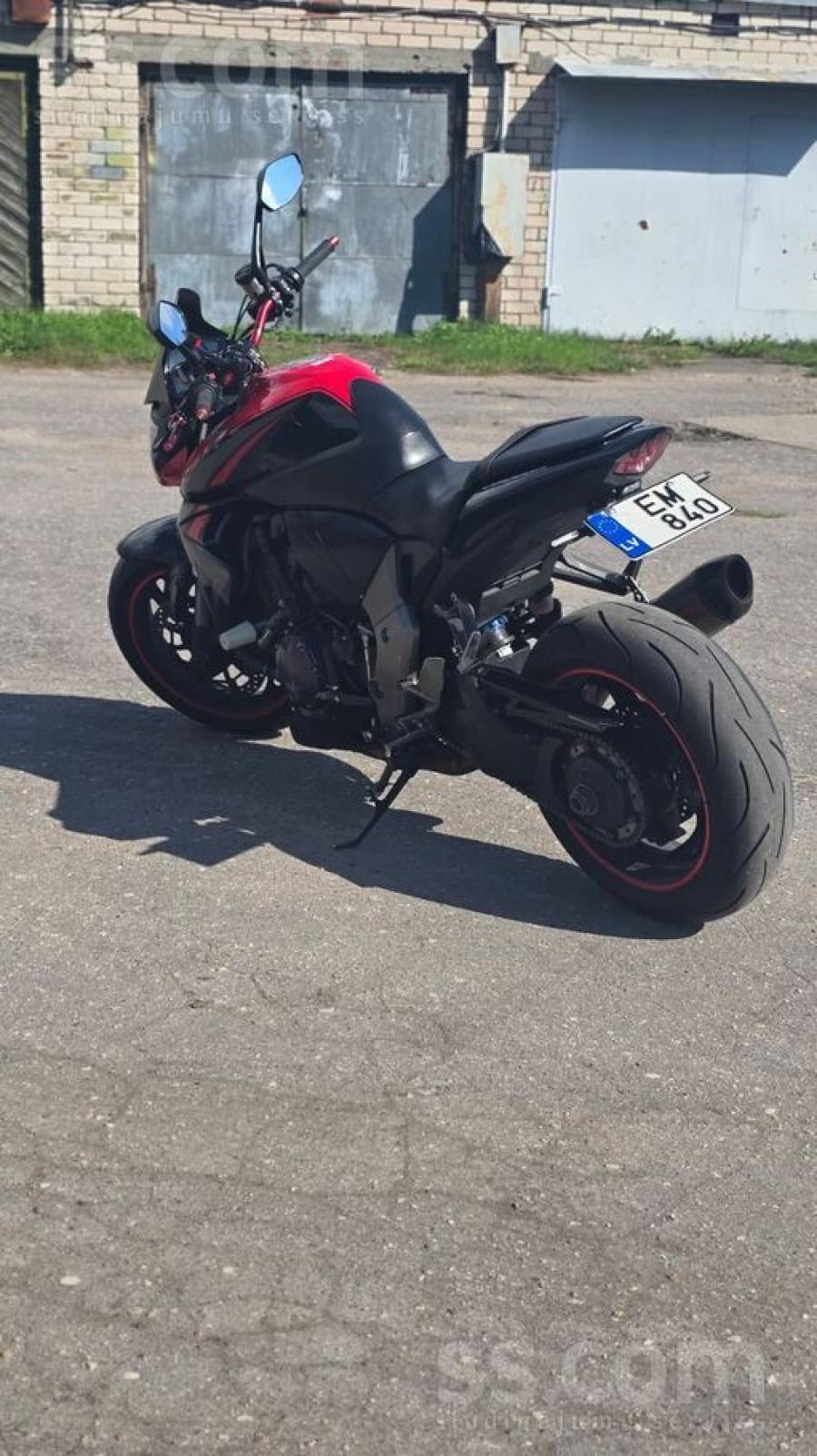 Honda CB 1000R 2009 in Riga, with an engine capacity of 1.00 L and mileage of 0 thousand km for 4350 €, photo 4 on AUTOMOTO.COM.LV