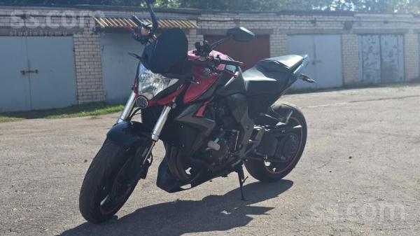 Хонда CB 1000R 2009 в Рига, объемом двигателя 1.00 л и пробегом 0 тыс. км за 4350 €, фото 5 на AUTOMOTO.COM.LV