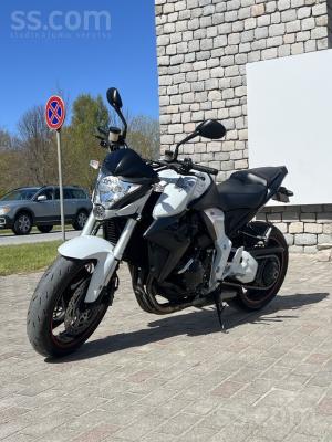 Honda CB 1000R 2016 Liepāja, ar dzinēja tilpumu 1.00 L un nobraukumu 0 tūkst. km par 2790 €, foto 2 vietnē AUTOMOTO.COM.LV