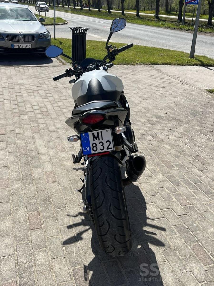 Honda CB 1000R 2016 Liepāja, ar dzinēja tilpumu 1.00 L un nobraukumu 0 tūkst. km par 2790 €, foto 8 vietnē AUTOMOTO.COM.LV