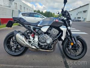 Honda CB 1000R 2018 in Riga, with an engine capacity of 1.00 L and mileage of 0 thousand km for 6500 €, photo  on AUTOMOTO.COM.LV