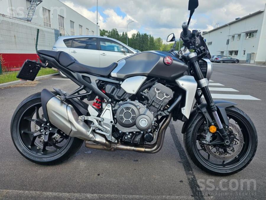 Honda CB 1000R 2018 in Riga, with an engine capacity of 1.00 L and mileage of 0 thousand km for 6500 €, photo 1 on AUTOMOTO.COM.LV