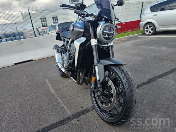 Хонда CB 1000R 2018 в Рига, объемом двигателя 1.00 л и пробегом 0 тыс. км за 6500 €, фото 2 на AUTOMOTO.COM.LV
