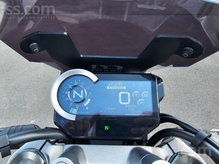 Honda CB 1000R 2018 in Riga, with an engine capacity of 1.00 L and mileage of 0 thousand km for 6500 €, photo 7 on AUTOMOTO.COM.LV