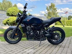 Honda CB 1000R 2023 in Ogre, with an engine capacity of 1.00 L and mileage of 0 thousand km for 9200 €, photo 3 on AUTOMOTO.COM.LV