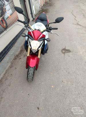 Balts Honda CB 1000R 2011 Panevēža, ar dzinēja tilpumu 1.00 L un nobraukumu 0 tūkst. km par 3750 €, foto 8 vietnē AUTOMOTO.COM.LV