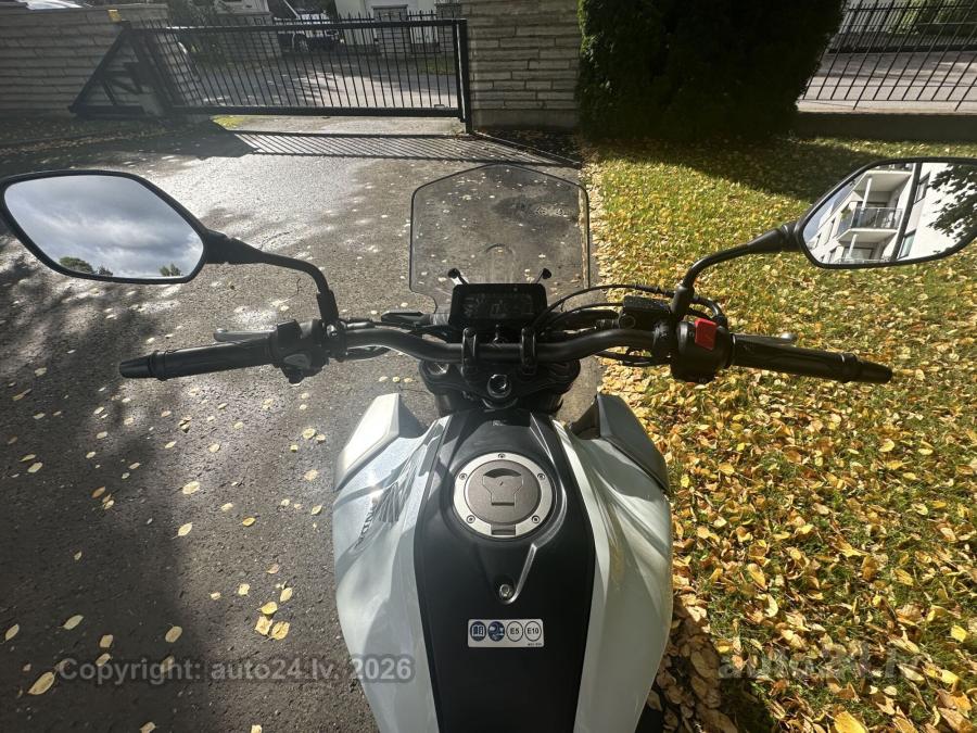 Black Honda CB 125 2020 in Tallinn, with an engine capacity of 0.13 L and mileage of 21 thousand km for 2600 €, photo 14 on AUTOMOTO.COM.LV