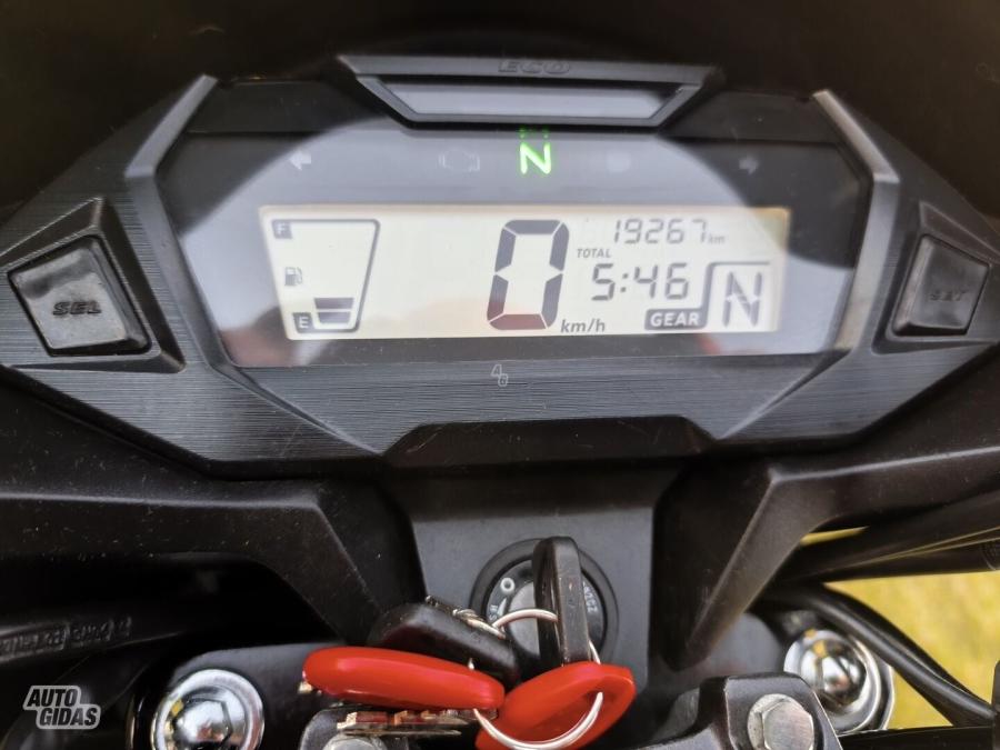 Black Honda CB 125F 2022 in Vilnius, with an engine capacity of 0.12 L and mileage of 19 thousand km for 1900 €, photo 6 on AUTOMOTO.COM.LV