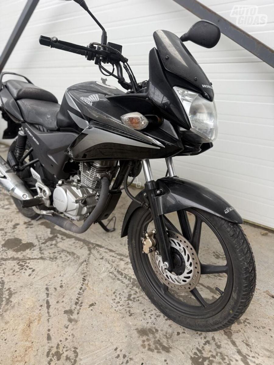 Honda CB 125F 2010 Tauragė, ar dzinēja tilpumu 0.00 L un nobraukumu 0 tūkst. km par 1050 €, foto 8 vietnē AUTOMOTO.COM.LV