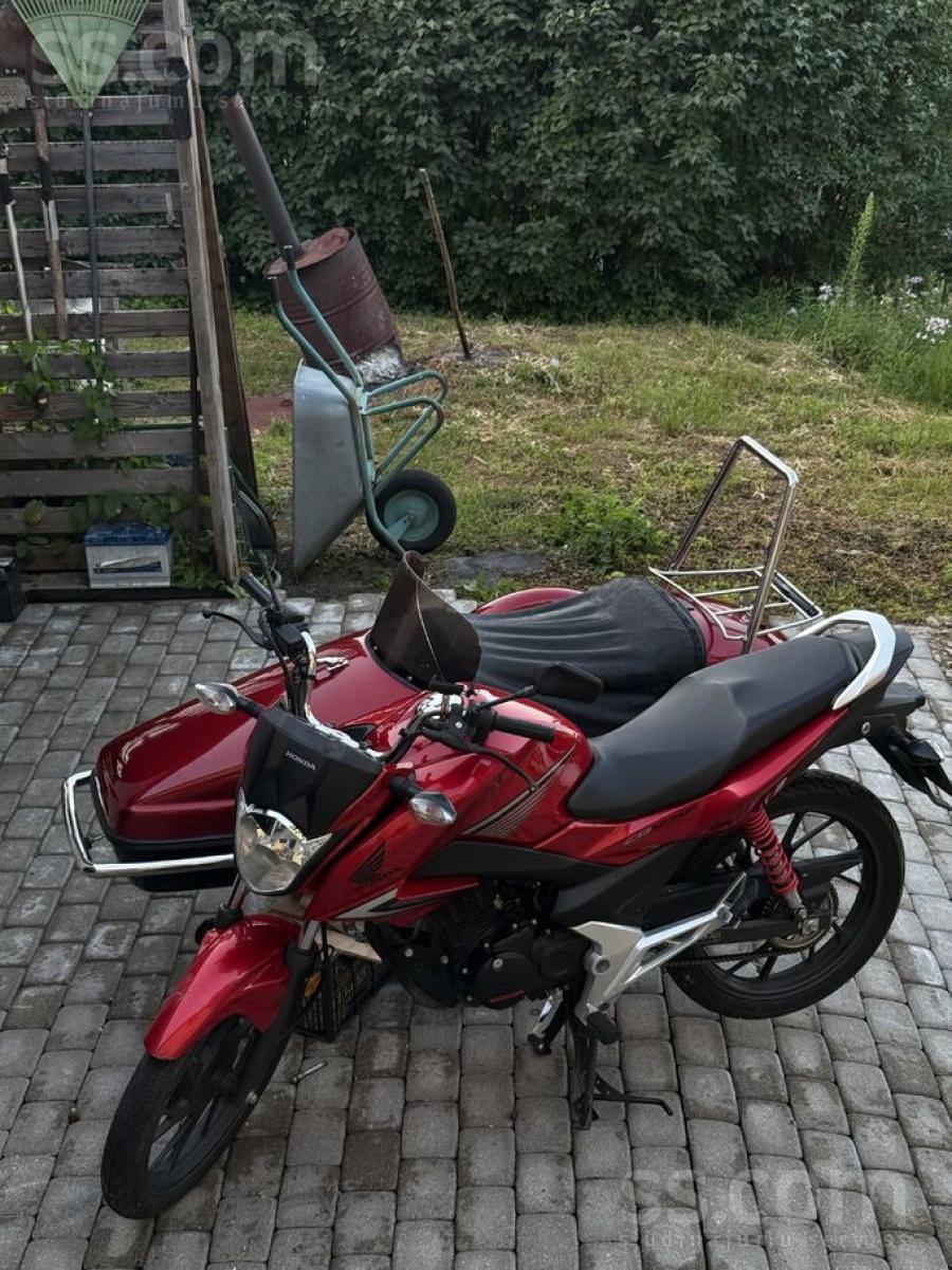 Honda CB 125F 2020 in Riga, with an engine capacity of 0.13 L and mileage of 0 thousand km for 2000 €, photo 3 on AUTOMOTO.COM.LV