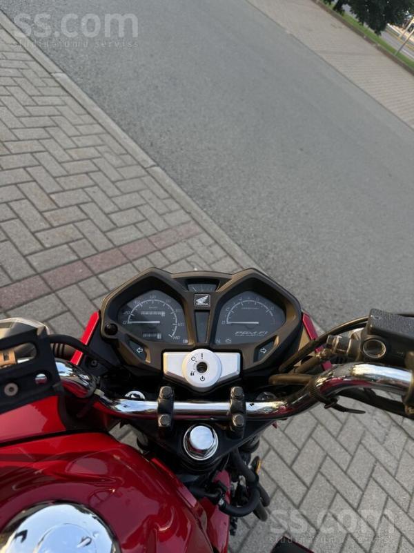Хонда CB 125F 2020 в Рига, объемом двигателя 0.13 л и пробегом 0 тыс. км за 2000 €, фото 5 на AUTOMOTO.COM.LV