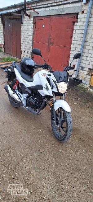 Balts Honda CB 125F 2018 Mažeikiai, ar dzinēja tilpumu 0.13 L un nobraukumu 9 tūkst. km par 2250 €, foto 8 vietnē AUTOMOTO.COM.LV