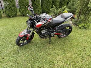 Серый Хонда CB 125R 2019 в Каунас, объемом двигателя 0.13 л и пробегом 20 тыс. км за 2800 €, фото  на AUTOMOTO.COM.LV