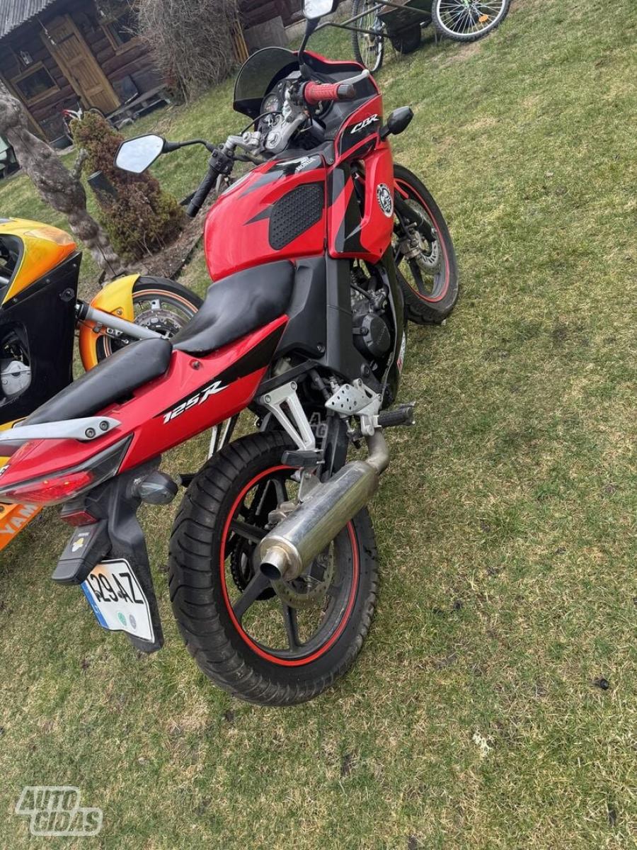 Honda CB 125R 2008 in Varena, with an engine capacity of 0.00 L and mileage of 0 thousand km for 1000 €, photo 9 on AUTOMOTO.COM.LV