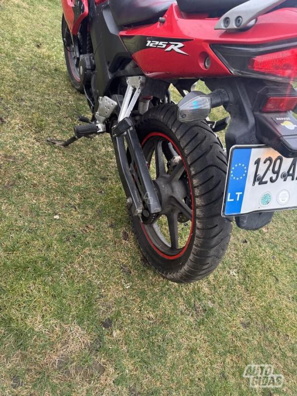 Honda CB 125R 2008 in Varena, with an engine capacity of 0.00 L and mileage of 0 thousand km for 1000 €, photo 9 on AUTOMOTO.COM.LV