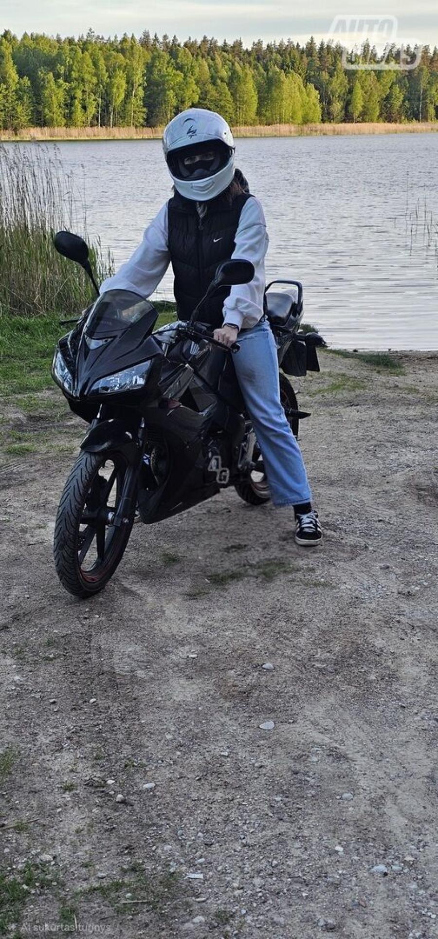 Honda CB 125R 2008 Telšiai, ar dzinēja tilpumu 0.00 L un nobraukumu 0 tūkst. km par 1350 €, foto 1 vietnē AUTOMOTO.COM.LV