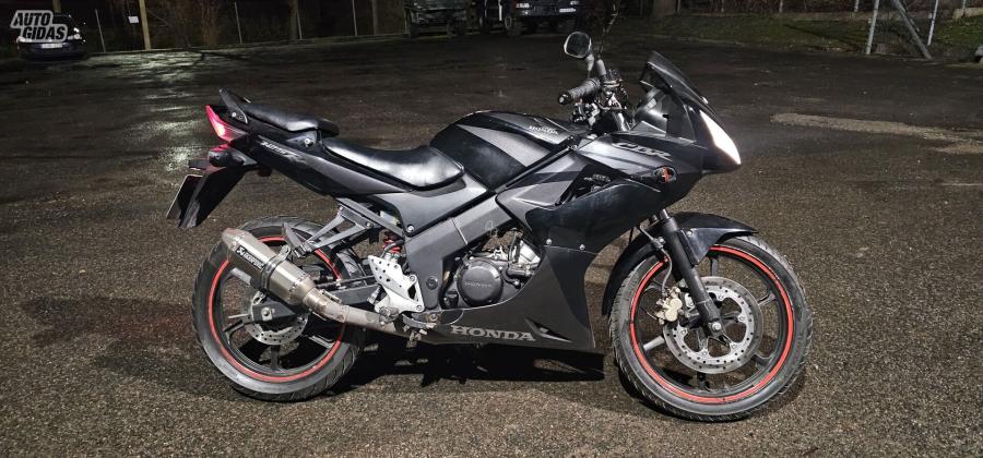 Honda CB 125R 2008 Telšiai, ar dzinēja tilpumu 0.00 L un nobraukumu 0 tūkst. km par 1350 €, foto 3 vietnē AUTOMOTO.COM.LV