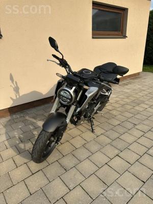Honda CB 125R 2020 in Riga, with an engine capacity of 0.13 L and mileage of 0 thousand km for 4200 €, photo 6 on AUTOMOTO.COM.LV