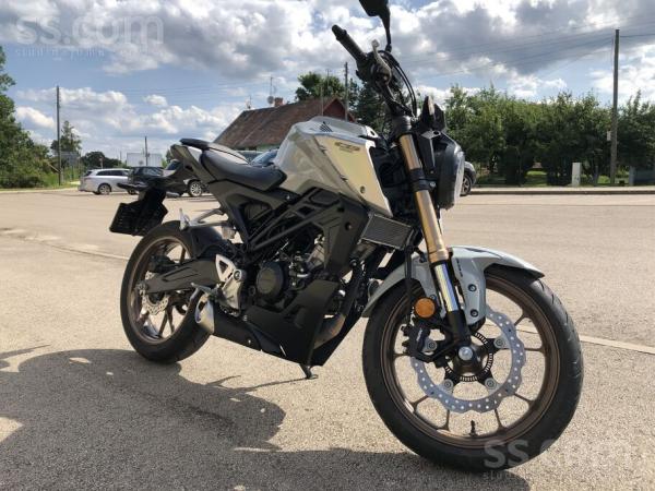 Хонда CB 125R 2022 в Краслава, объемом двигателя 0.13 л и пробегом 0 тыс. км за 3200 €, фото 4 на AUTOMOTO.COM.LV