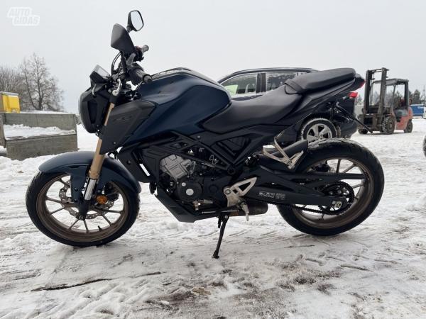 Honda CB 125R 2023 Šauļi, ar dzinēja tilpumu 0.00 L un nobraukumu 0 tūkst. km par 3900 €, foto 9 vietnē AUTOMOTO.COM.LV