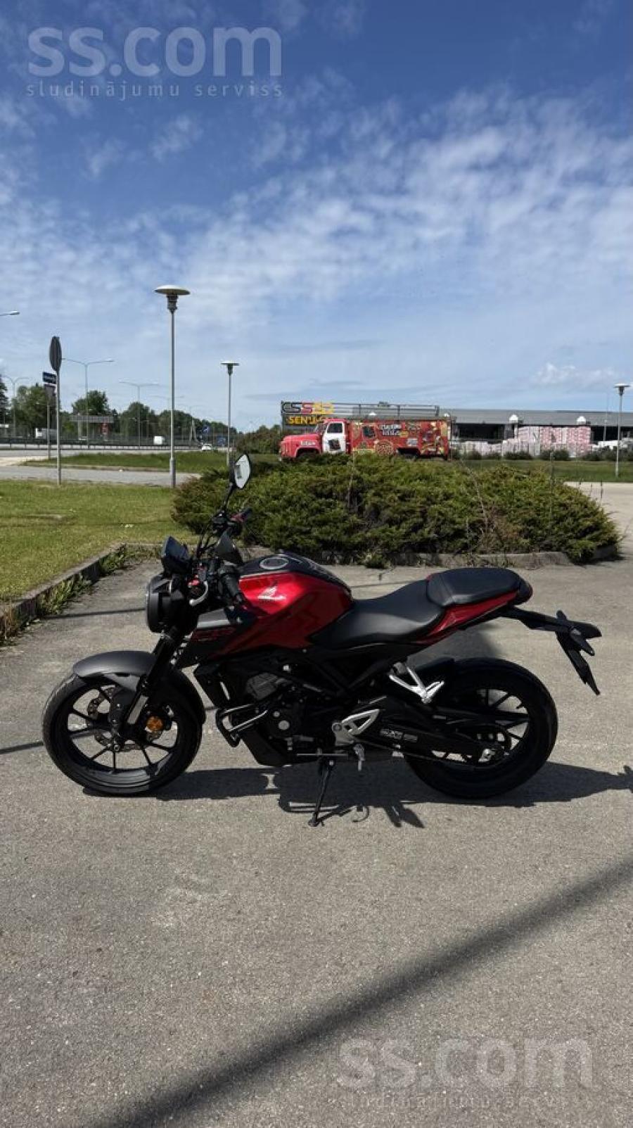 Honda CB 125R 2025 in Riga, with an engine capacity of 0.13 L and mileage of 0 thousand km for 4500 €, photo 3 on AUTOMOTO.COM.LV