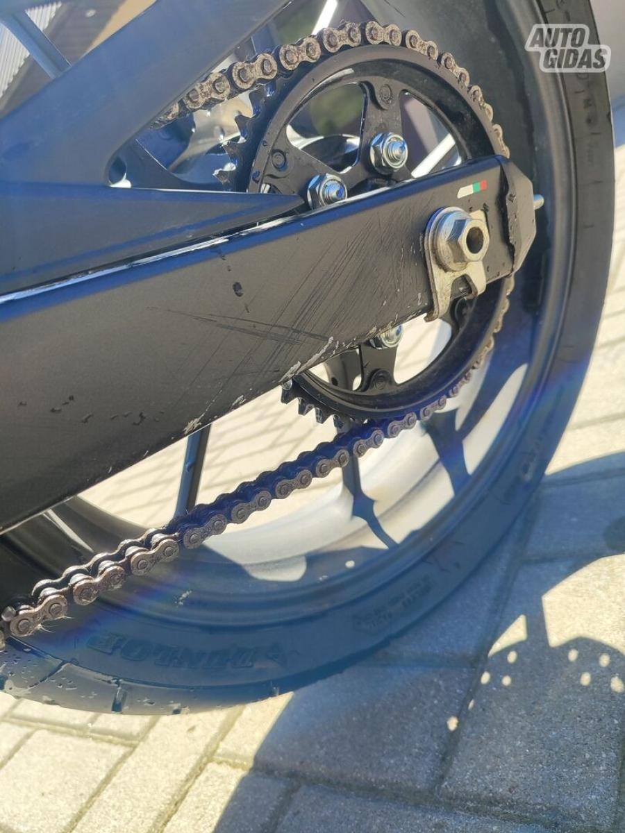 Хонда CB 125R 2025 в Тельшяй, объемом двигателя 0.00 л и пробегом 0 тыс. км за 3950 €, фото 11 на AUTOMOTO.COM.LV