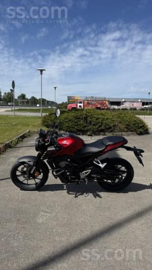 Honda CB 125R 2025 in Riga, with an engine capacity of 0.13 L and mileage of 0 thousand km for 4200 €, photo 4 on AUTOMOTO.COM.LV