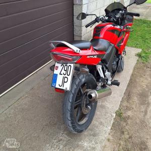 Sarkans Honda CB 125R 2007 Raseiniai, ar dzinēja tilpumu 0.13 L un nobraukumu 25 tūkst. km par 1500 €, foto 4 vietnē AUTOMOTO.COM.LV