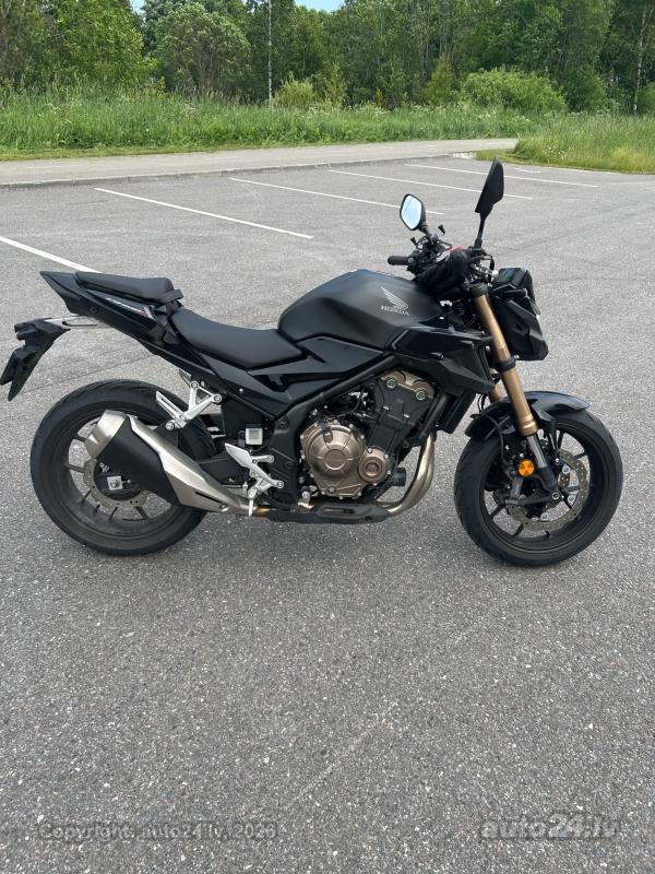 Black Honda CB 500 2023 in Tallinn, with an engine capacity of 0.47 L and mileage of 4 thousand km for 7000 €, photo 4 on AUTOMOTO.COM.LV