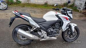 White Honda CB 500 2015 in Tallinn, with an engine capacity of 0.47 L and mileage of 38 thousand km for 3400 €, photo 3 on AUTOMOTO.COM.LV