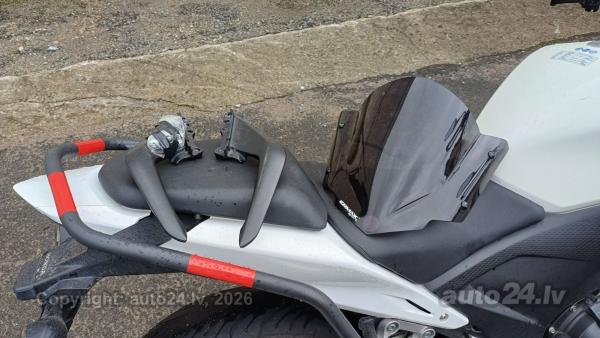 Honda CB 500 2015 Tallina vietnē Balts Honda CB 500 2015 Tallina, ar dzinēja tilpumu 0.47 L un nobraukumu 38 tūkst. km par 3400 €, foto 5 vietnē AUTOMOTO.COM.LV