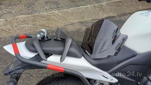 White Honda CB 500 2015 in Tallinn, with an engine capacity of 0.47 L and mileage of 38 thousand km for 3400 €, photo 5 on AUTOMOTO.COM.LV
