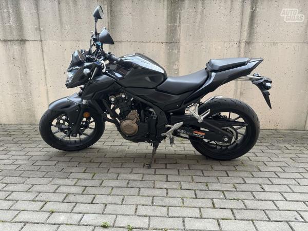 Melns Honda CB 500F 2017 Klaipėda, ar dzinēja tilpumu 0.50 L un nobraukumu 8 tūkst. km par 3900 €, foto 2 vietnē AUTOMOTO.COM.LV