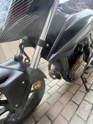 Black Honda CB 500F 2017 in Klaipeda, with an engine capacity of 0.50 L and mileage of 8 thousand km for 3850 €, photo 6 on AUTOMOTO.COM.LV