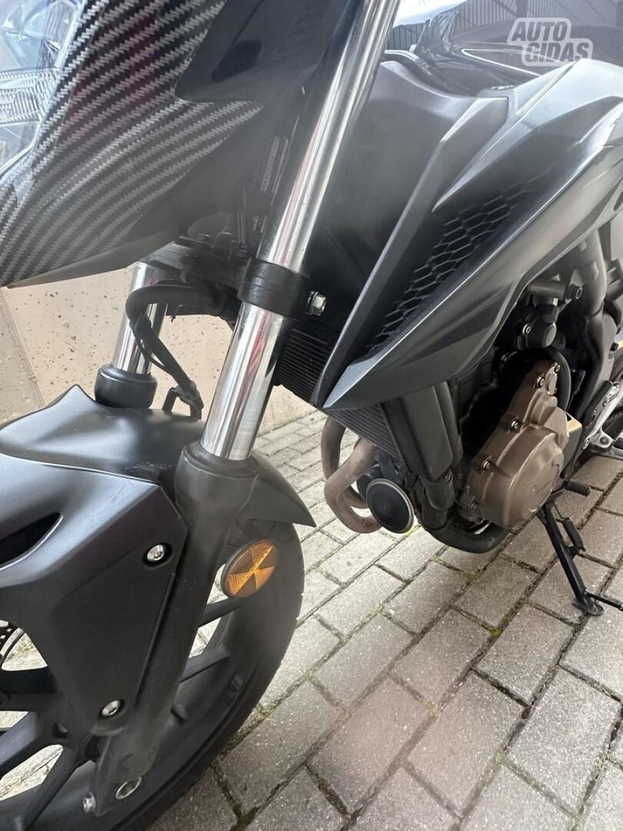 Black Honda CB 500F 2017 in Klaipeda, with an engine capacity of 0.50 L and mileage of 8 thousand km for 3850 €, photo 6 on AUTOMOTO.COM.LV