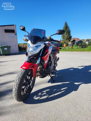 Хонда CB 500F 2015 в Клайпеда, объемом двигателя 0.50 л и пробегом 45 тыс. км за 2950 €, фото 3 на AUTOMOTO.COM.LV