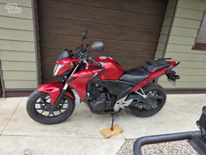 Red Honda CB 500F 2014 in Pasvalys, with an engine capacity of 0.50 L and mileage of 60 thousand km for 1749 €, photo 27 on AUTOMOTO.COM.LV