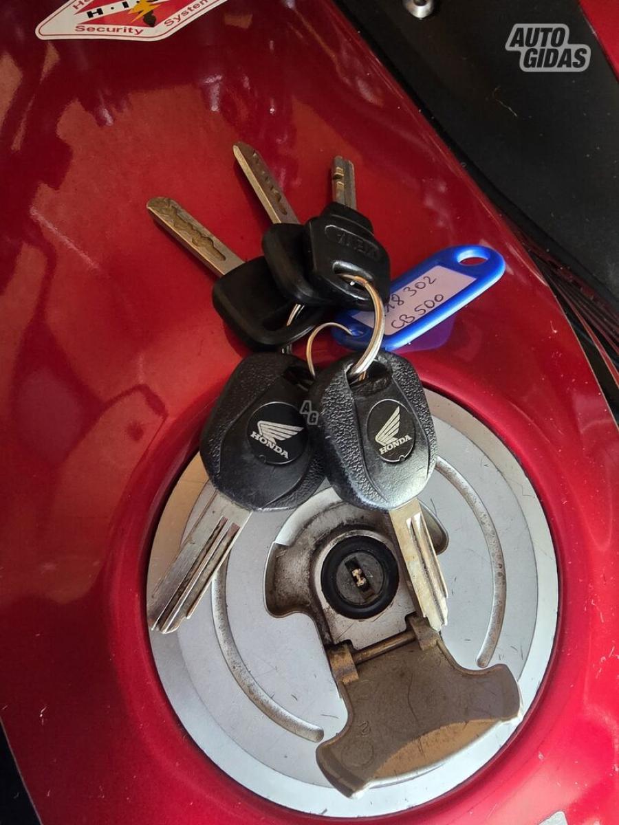 Red Honda CB 500F 2014 in Pasvalys, with an engine capacity of 0.50 L and mileage of 60 thousand km for 1749 €, photo 30 on AUTOMOTO.COM.LV