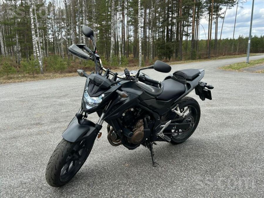Honda CB 500FA 2017 in Riga, with an engine capacity of 0.47 L and mileage of 0 thousand km for 4200 €, photo 1 on AUTOMOTO.COM.LV