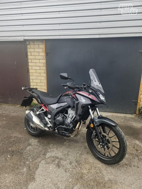 Melns Honda CB 500X 2020 Viļņa, ar dzinēja tilpumu 0.50 L un nobraukumu 37 tūkst. km par 4850 €, foto 1 vietnē AUTOMOTO.COM.LV