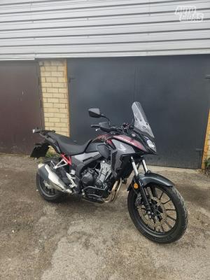 Черный Хонда CB 500X 2020 в Вильнюс, объемом двигателя 0.50 л и пробегом 37 тыс. км за 4850 €, фото  на AUTOMOTO.COM.LV