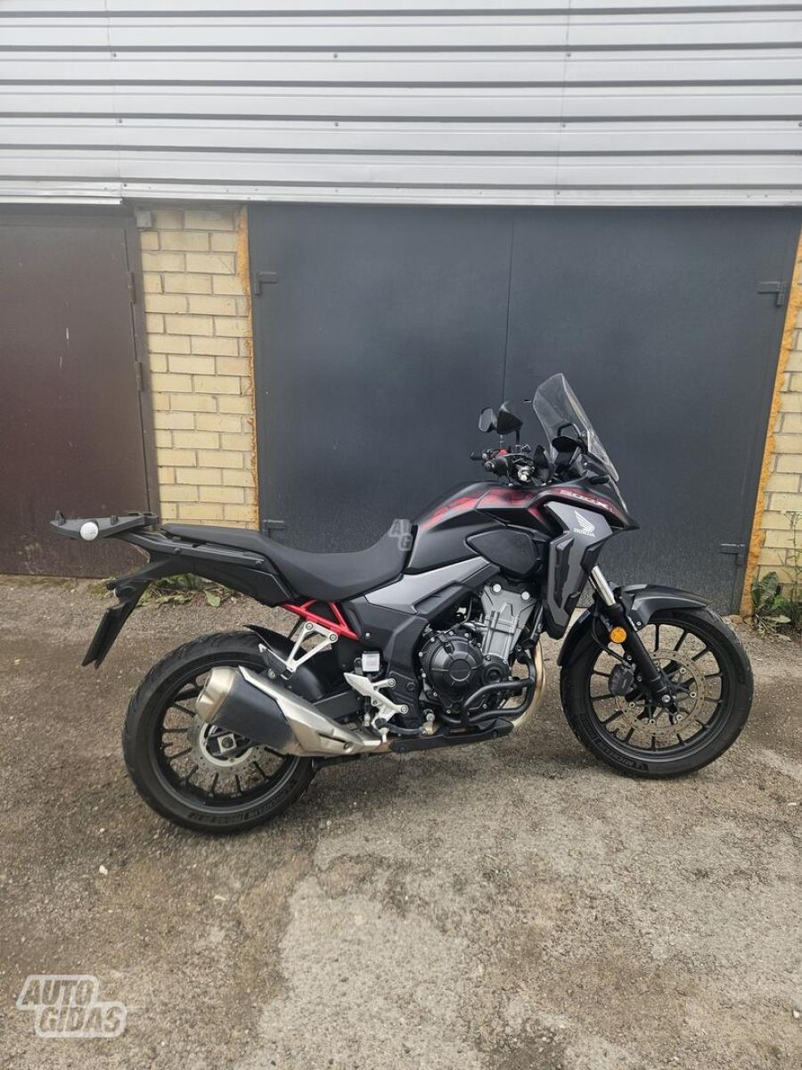 Черный Хонда CB 500X 2020 в Вильнюс, объемом двигателя 0.50 л и пробегом 37 тыс. км за 4850 €, фото 5 на AUTOMOTO.COM.LV