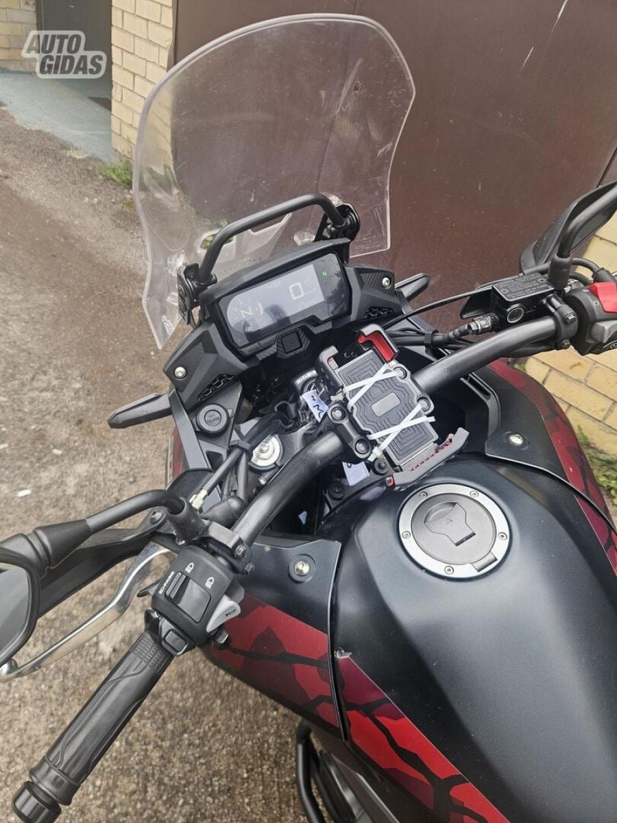 Черный Хонда CB 500X 2020 в Вильнюс, объемом двигателя 0.50 л и пробегом 37 тыс. км за 4850 €, фото 9 на AUTOMOTO.COM.LV