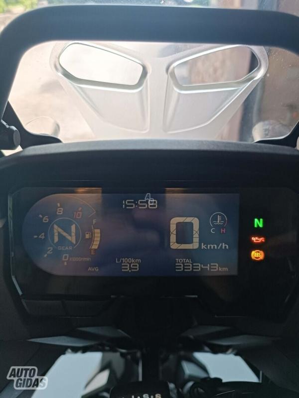 Honda CB 500X 2020 in Mazeikiai, with an engine capacity of 0.00 L and mileage of 0 thousand km for 4800 €, photo 4 on AUTOMOTO.COM.LV