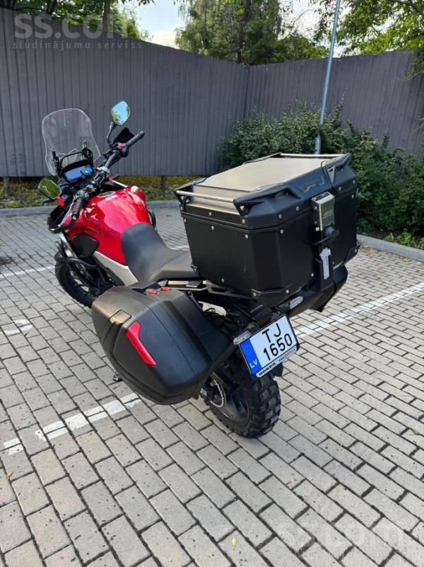 Honda CB 500X 2021 in Riga, with an engine capacity of 0.47 L and mileage of 0 thousand km for 4400 €, photo 2 on AUTOMOTO.COM.LV