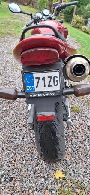 Черный Хонда CB 600F 2001 в Таллин, объемом двигателя 0.60 л и пробегом 42 тыс. км за 1700 €, фото 7 на AUTOMOTO.COM.LV