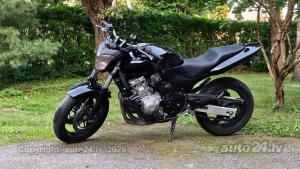 Черный Хонда CB 600F 2001 в Таллин, объемом двигателя 0.00 л и пробегом 39 тыс. км за 2200 €, фото 3 на AUTOMOTO.COM.LV