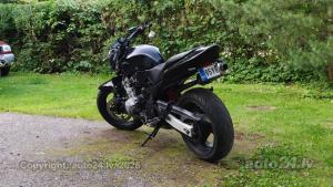 Черный Хонда CB 600F 2001 в Таллин, объемом двигателя 0.00 л и пробегом 39 тыс. км за 2200 €, фото 4 на AUTOMOTO.COM.LV