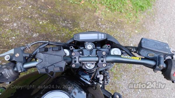 Black Honda CB 600F 2001 in Tallinn, with an engine capacity of 0.00 L and mileage of 39 thousand km for 2200 €, photo 8 on AUTOMOTO.COM.LV